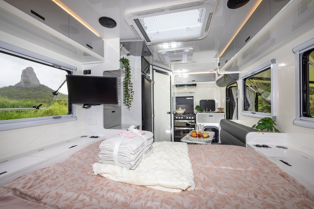 AUSTRACK CAMPERS - GIBB 14 HYBRID OFFROAD CARAVAN