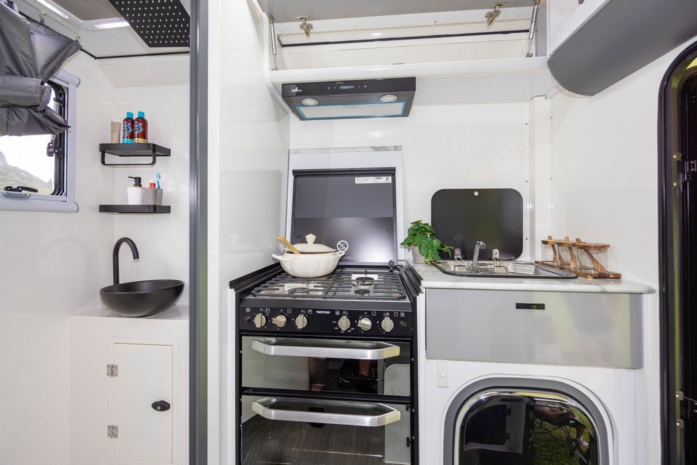 AUSTRACK CAMPERS - GIBB 14 HYBRID OFFROAD CARAVAN